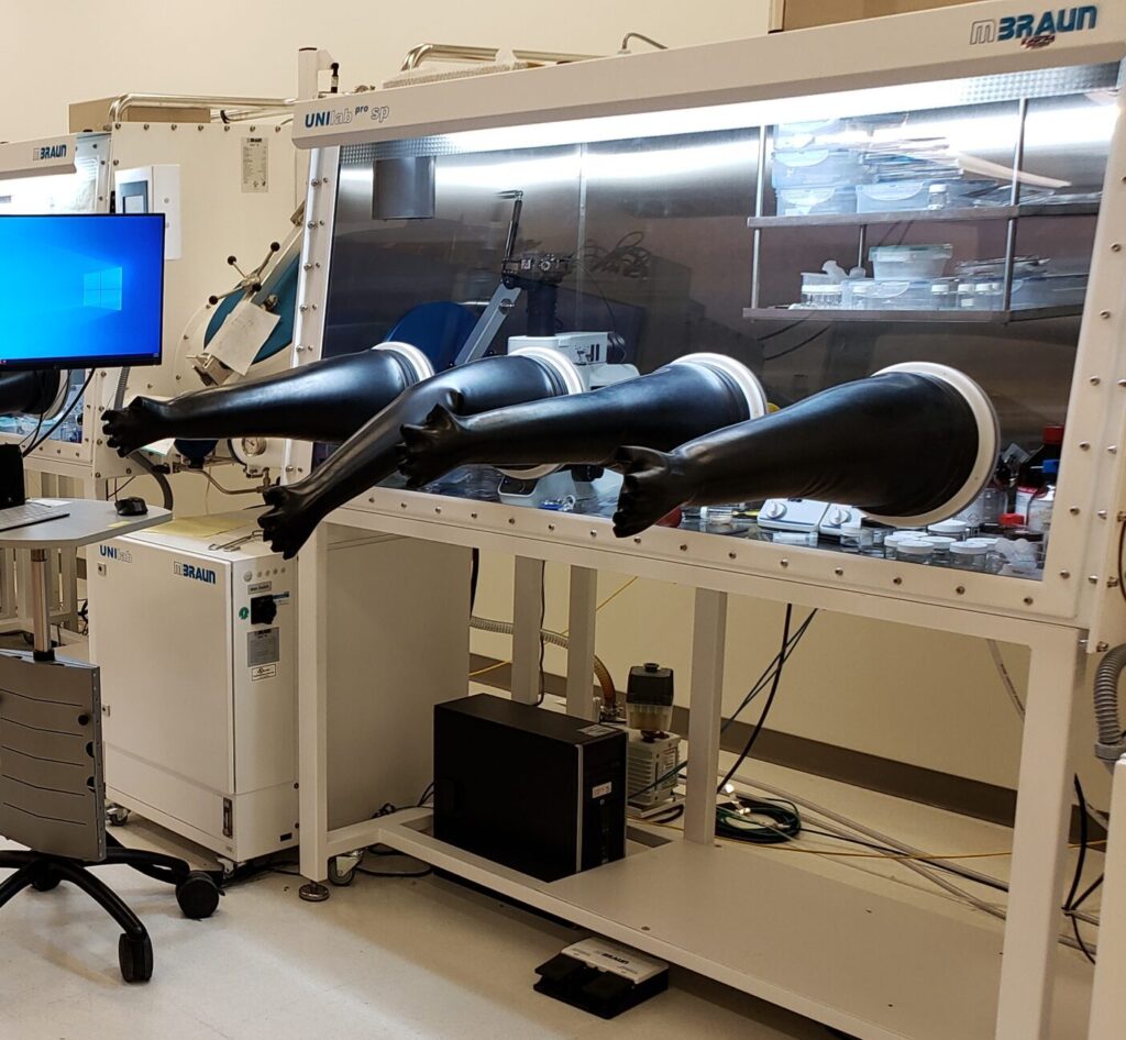 2D Materials Foundry - UW MEM·C